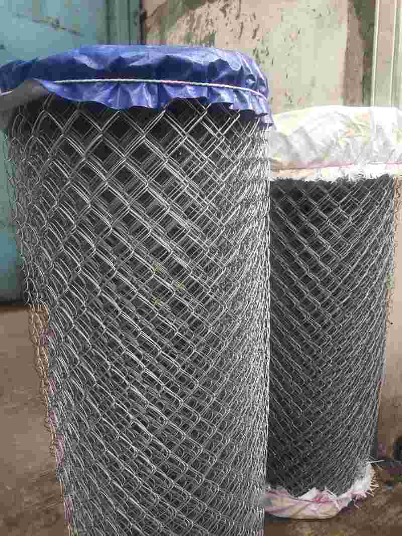 Promo Kawat Harmonika Galvanis Pagar Pembatas 1,6 Mm Lubang 5 Cm Murah ...