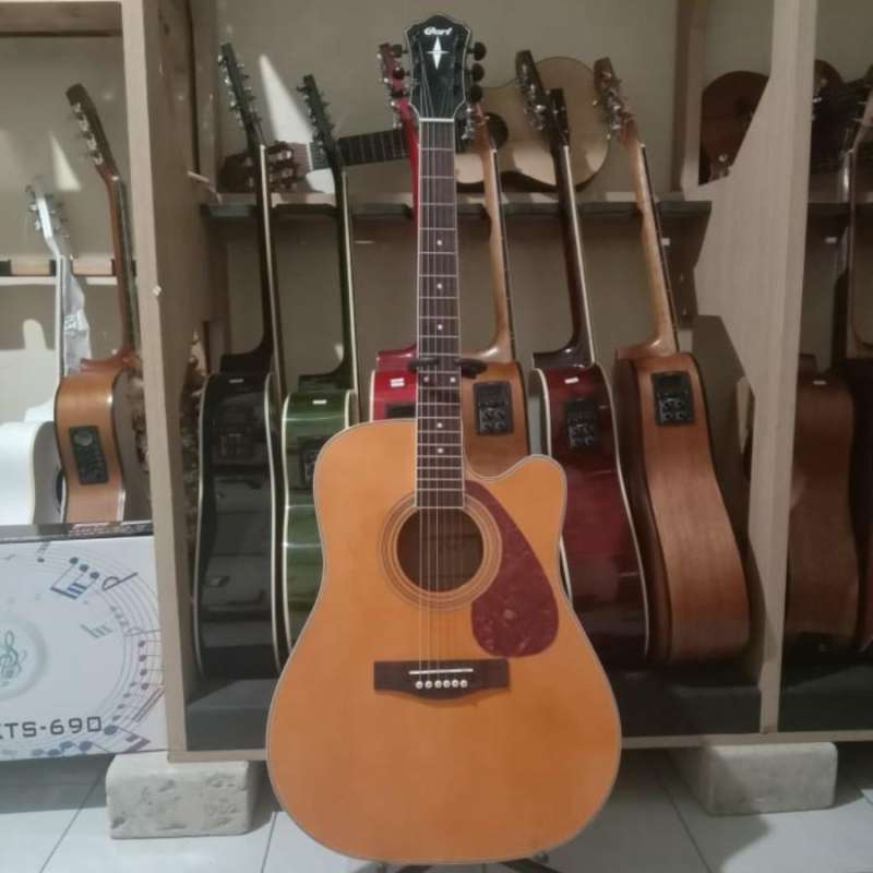 Jual Gitar Akustik merk Cort Jumbo Cutway with Equalizer finishing ...