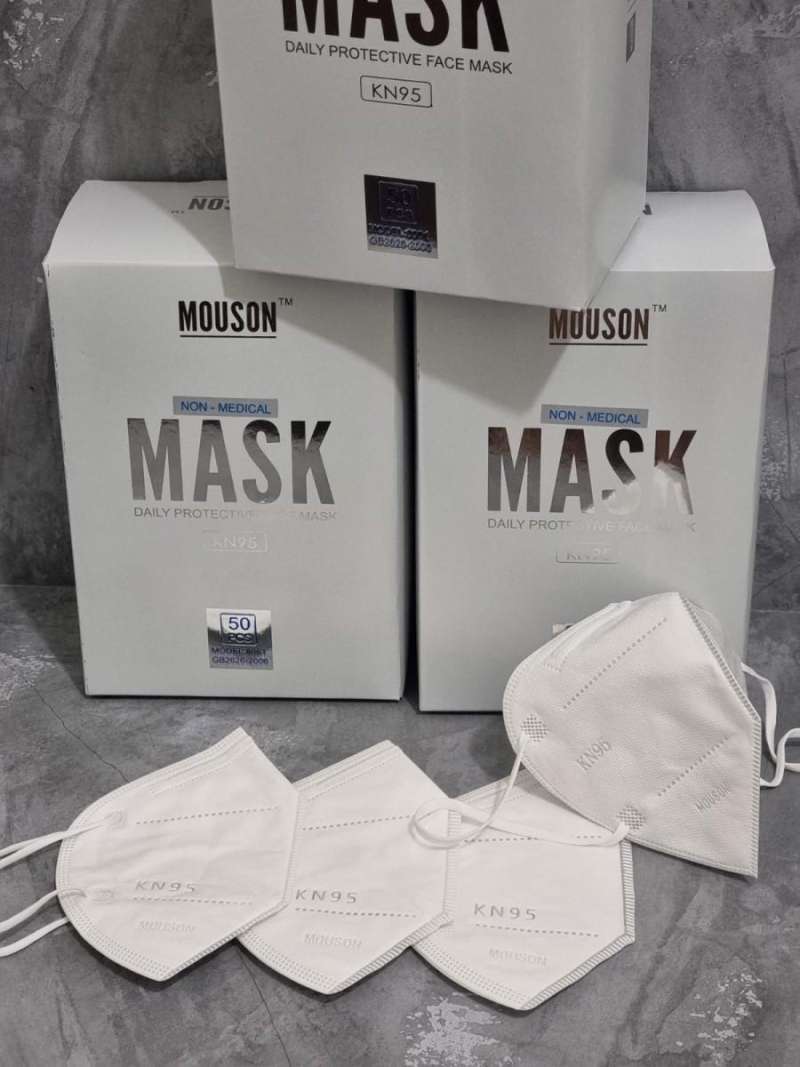 Jual MASKER KN95 MOUSON PUTIH EMBOSS 1 BOX ISI 50 PCS di Seller ...