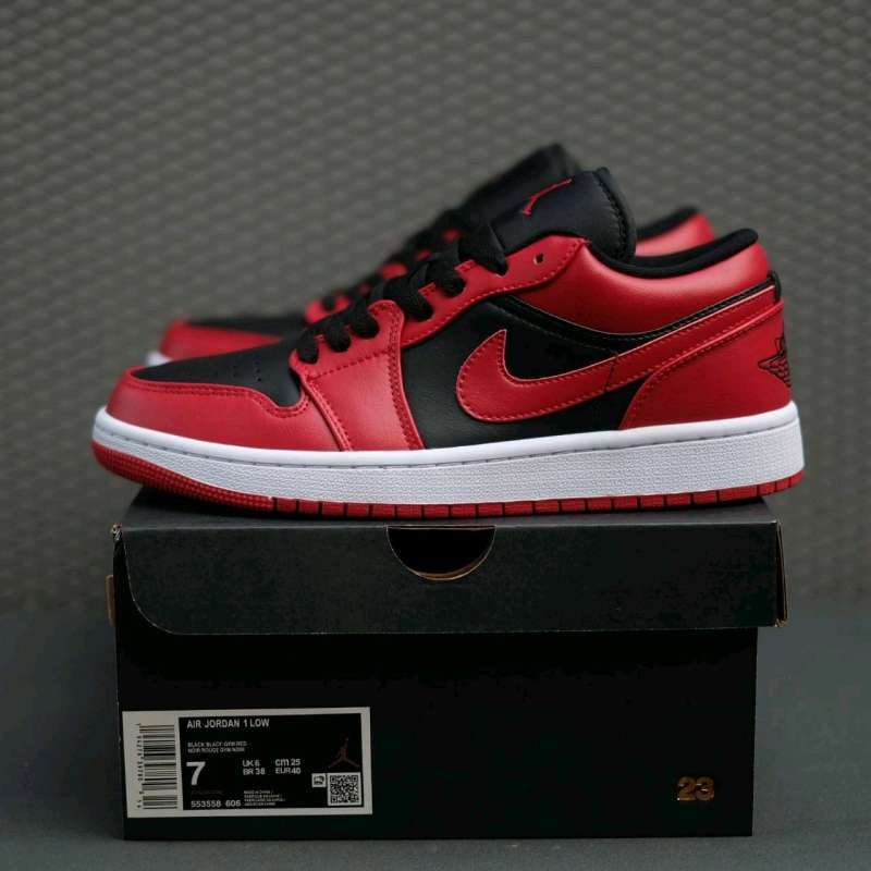 Promo Sepatu Nike air Jordan 1 Low Reverse Bred Diskon 35% di Seller ...