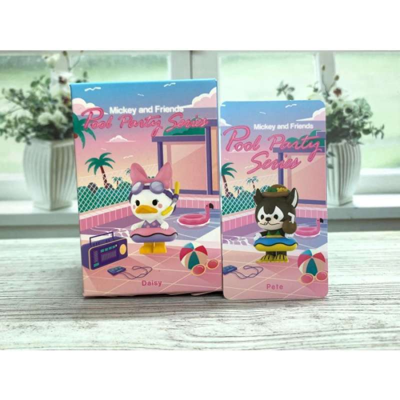 Promo Pop Mart Disney Mickey and Friends Pool Party Series Pete Diskon ...