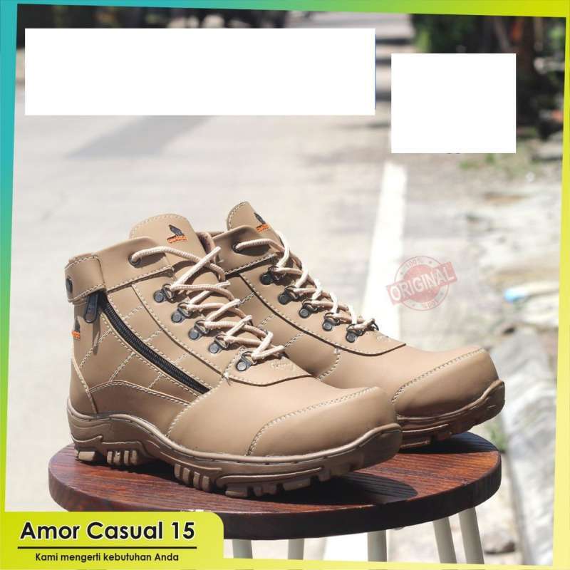 Jual Sepatu Safety Pria Ujung Besi Original Cladico Lion High Sefti Boots Tinggi Kerja Proyek ...