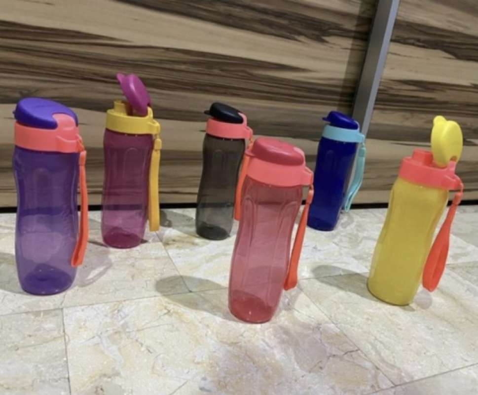 Promo Botol Minum 500 Ml Tali Tupperware Fashion Diskon 17% di Seller ...