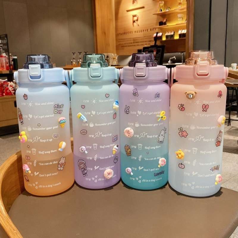 Jual Botol Air Minum Kapasitas Besar 2l Warna Gradasi Dengan Sedotan ...