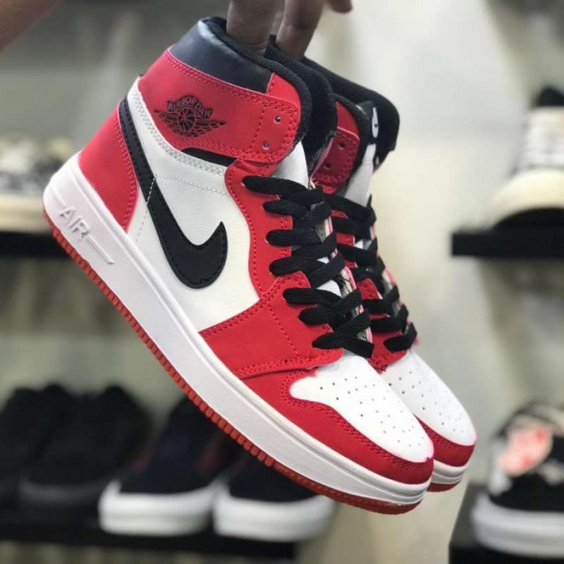 Jual SEPATU PRIA WANITA NIKE JORDAN HIGH CHICAGO LENGKAP BOX di Seller ...