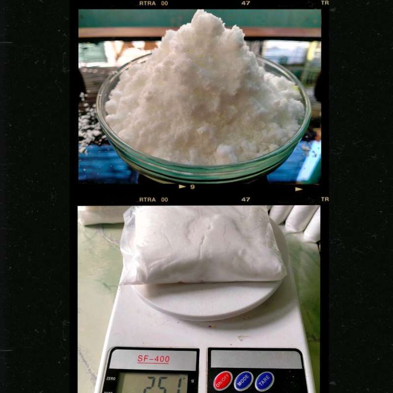 Promo Pembersih Kerak Porselen, Pencerah Pakaian Serbuk Ajaib Biang ...