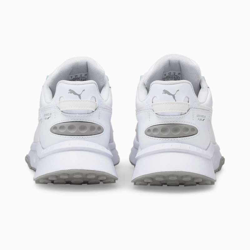 Jual Puma Sepatu Traning Unisex PUMA Wild Rider Reflective Trainer ...