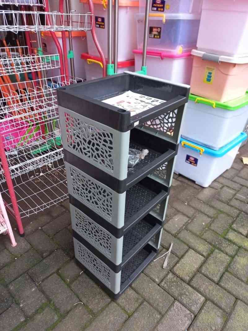 Jual Rak Susun Roda Plastik Tabitha Susun 5 Rstk (dasar Hitam) Di ...