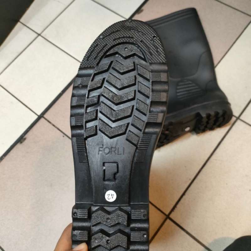 Promo Sepatu boot safety forli hitam proyek Diskon 23% di Seller Axie ...