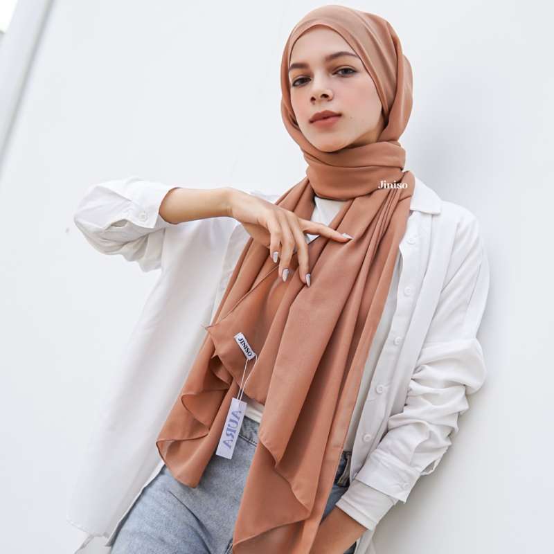 Jual Jiniso - Aura Millo Latte Active Hijab Pashmina Shawl - Pashmina ...