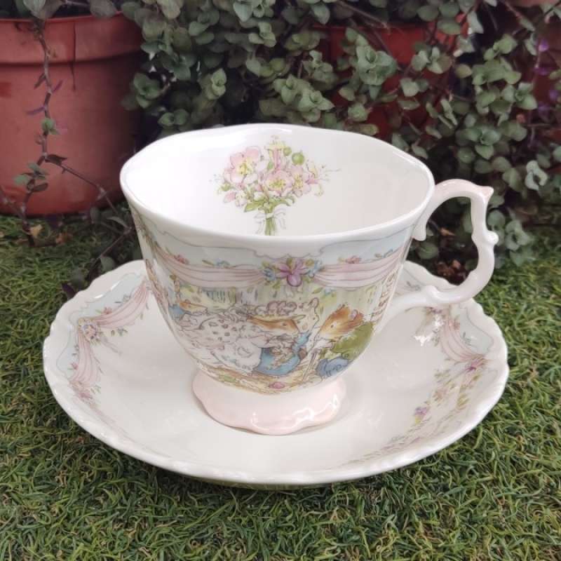 Promo Brambly Hedge by Royal Doulton The Wedding Tea Cup Saucer Diskon ...