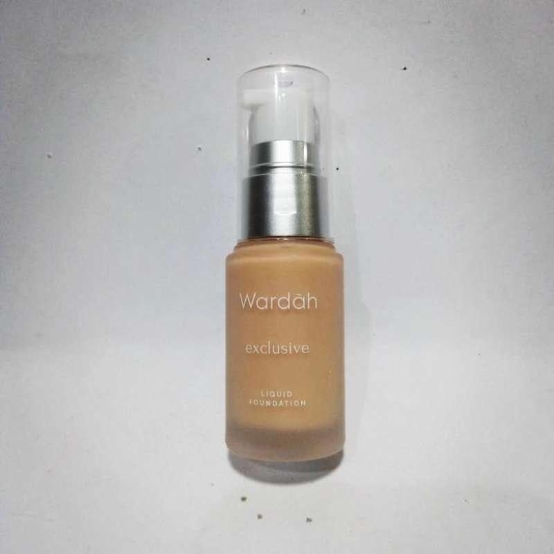 Jual Wardah Exclusive Liquid Foundation - 01 Light Beige Di Seller ...