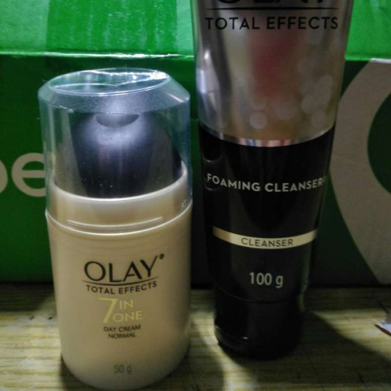 Jual PAKET OLAY TOTAL EFFECT NORMAL DAN FACIAL FOAM CLEANSER di Seller Sentra mentari - Kartini ...