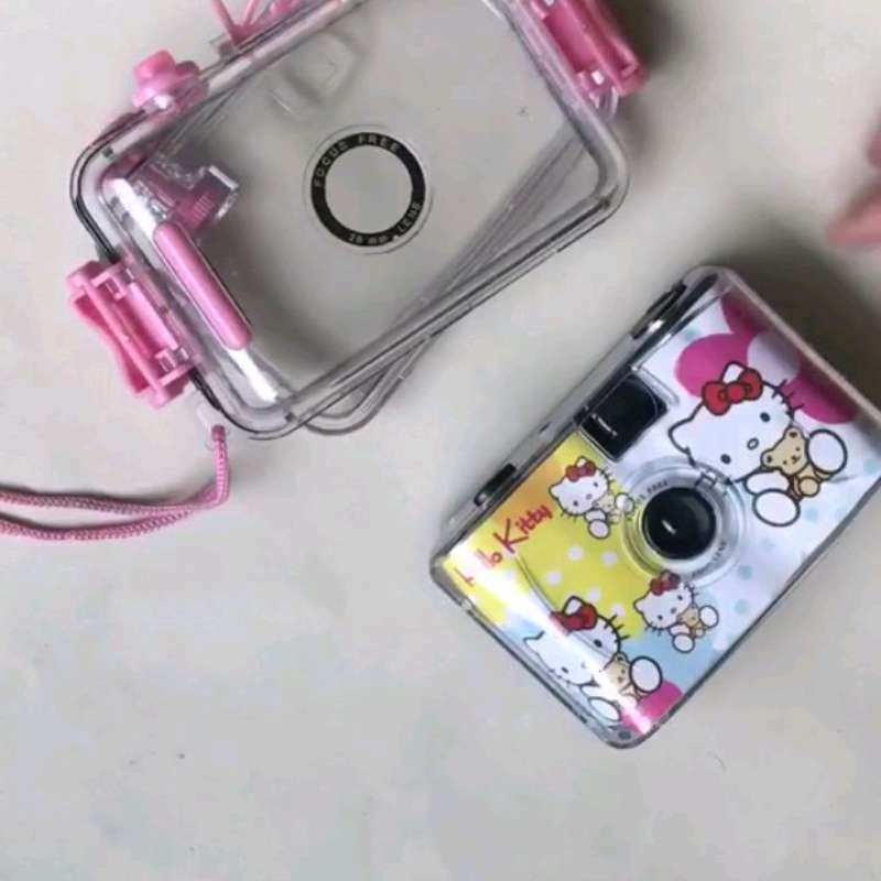 Koleksi Kamera Seulgi Red Velvet, Cek Dulu Yuk! - Blibli Friends