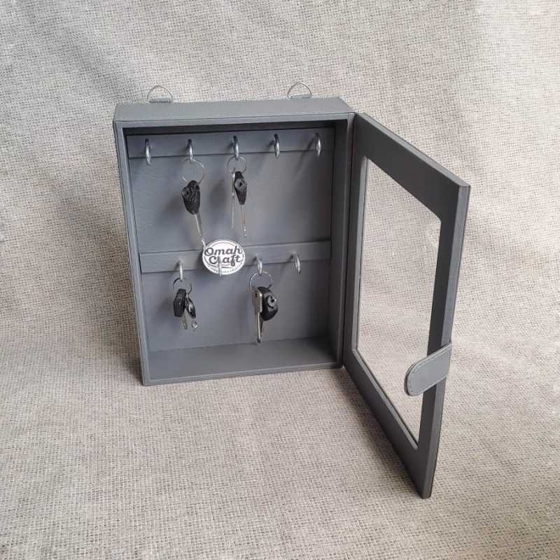 Jual Kotak Tempat Kunci Motor Mobil Rumah / Promo Box Kunci Dinding di ...