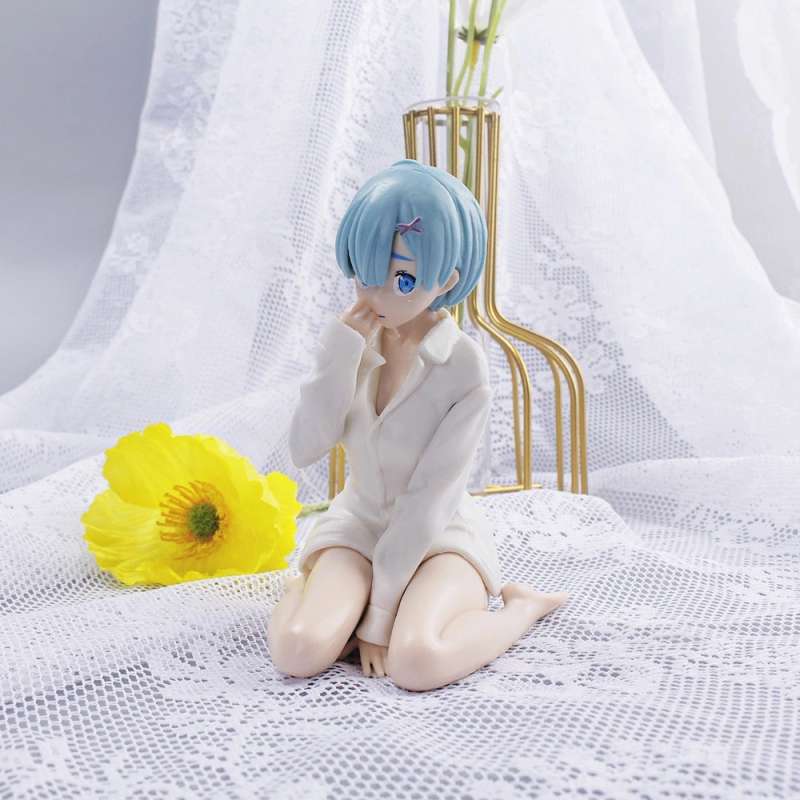 Jual Action Figure Anime Girl Re Zero Rem Sitting Ukuran 11 Cm - 20 Cm ...