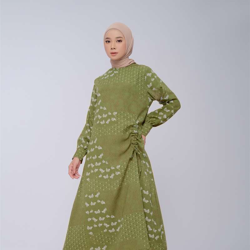 Jual Zm Zaskia Mecca - Wizy Army Midi Dress - Jelita Indonesia - Edisi ...