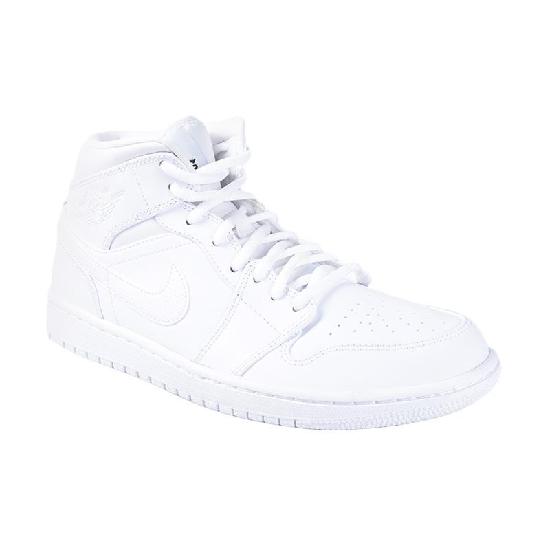 Jual Nike Air Jordan 1 Mid Putih Sepatu Basket 554724-110 di Seller ...