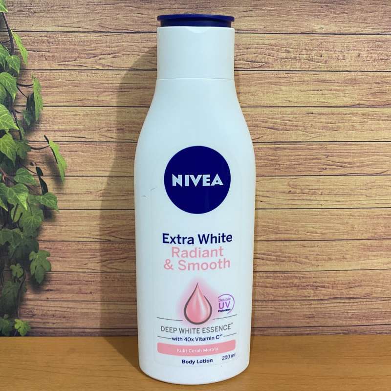 Jual Nivea Extra White Body Lotion Radiant & Smooth - 200ml di Seller ...