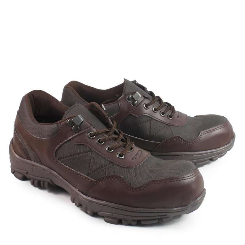 Promo Sepatu low boots pendek safety ujung besi - Coklat 40 Diskon 17% ...