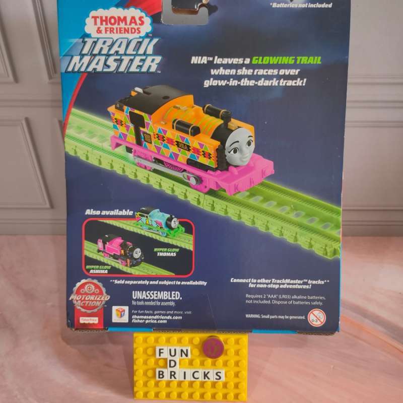 Jual Hyper Glow Nia Thomas & Friends Trackmaster Glow In The Dark Di ...