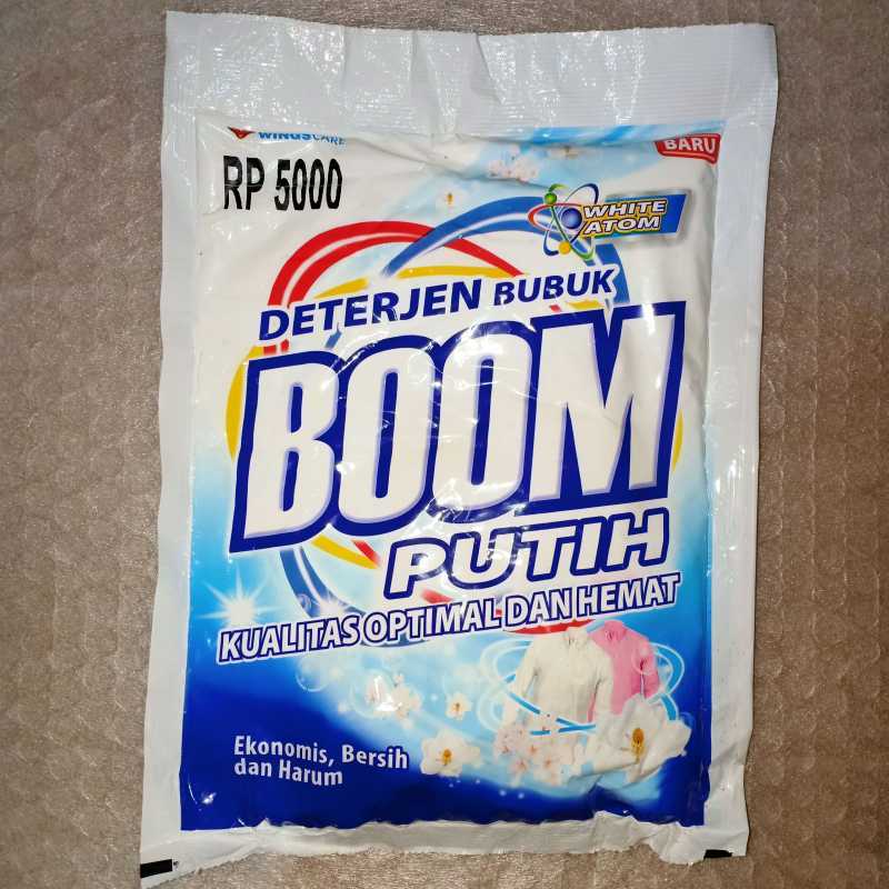 Jual Deterjen Bubuk Boom Putih 315g Wingscare - Palembang - Triple S ...