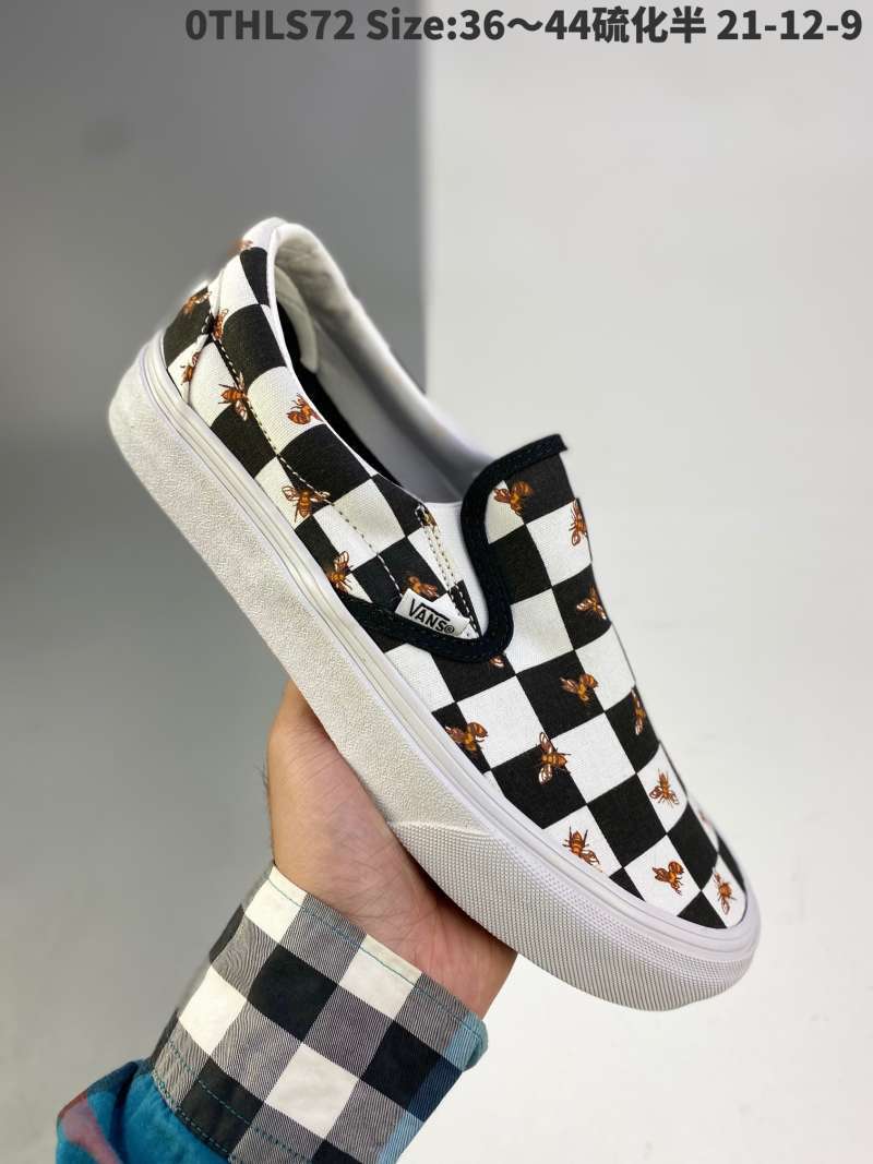 Jual Original Collection 70 vans slip on black-and-white large ...