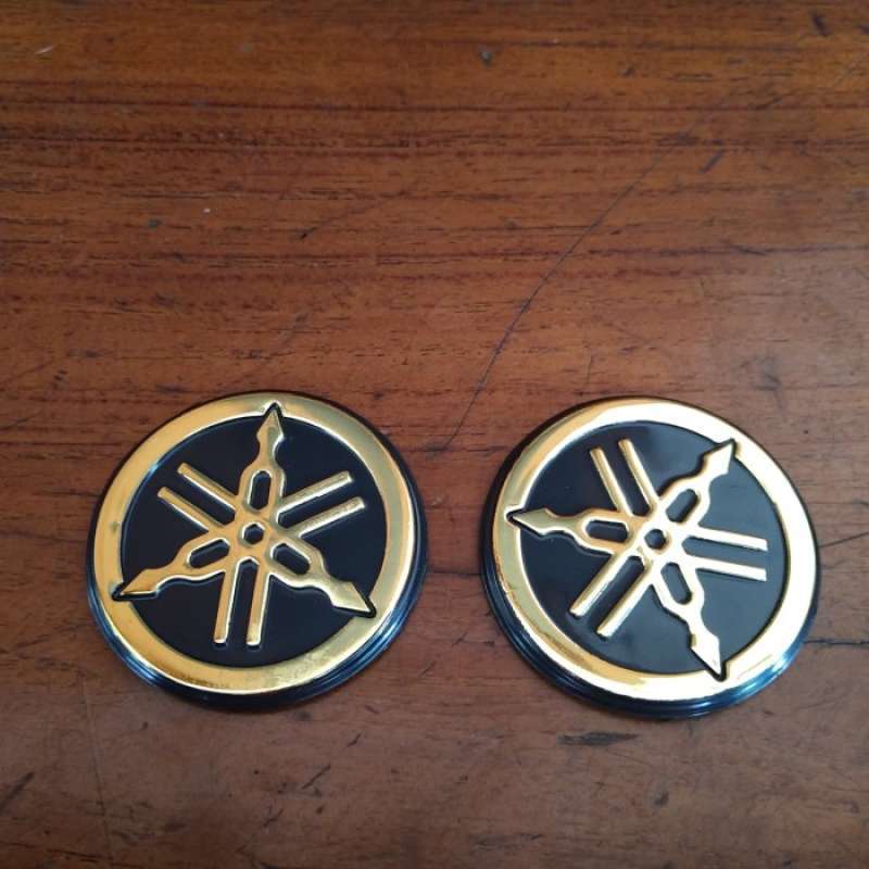 Jual Emblem Logo Yamaha Gold Original 4,5cm di Seller Juniperr Shop ...