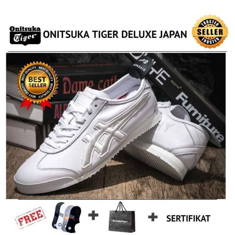 Rekomendasi Style Baju dengan Onitsuka Tiger untuk Tampil Trendy - Blibli Friends