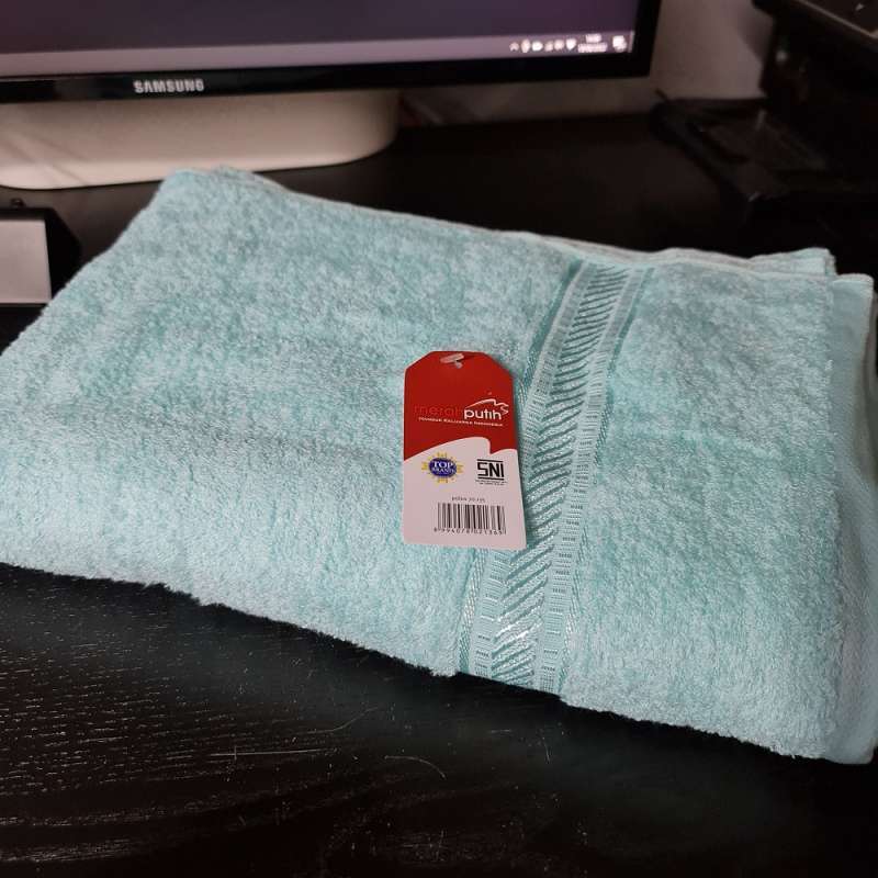 Jual Handuk Merah Putih Polos 30x70 cm di Seller ASTRONOLAN ...