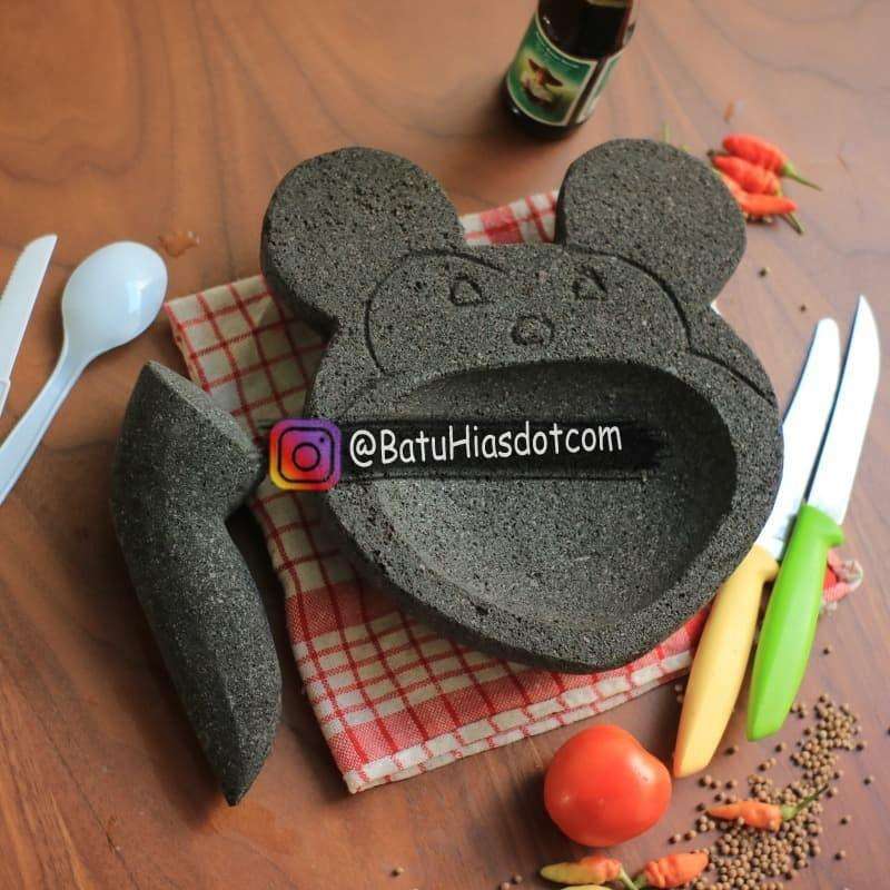 Jual Cobek Coet dan Ulekan Uleg Ulegan Batu Lava Karakter Mickey 24 cm ...