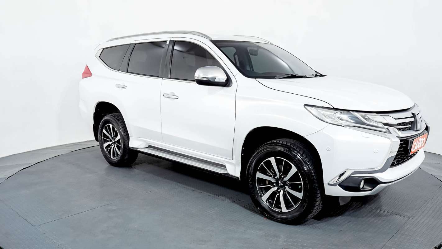 Jual Mitsubishi Pajero Sport 2.4 Dakar Ultimate 4X2 AT 2018 Putih di ...