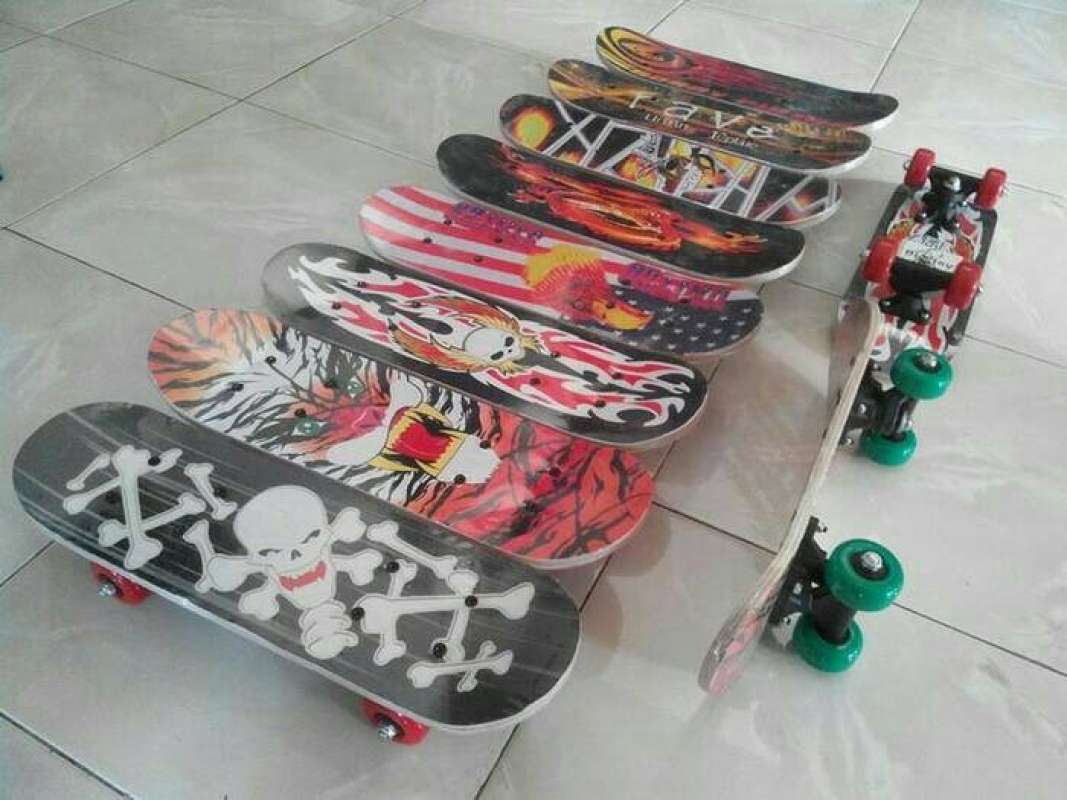 Jual Papan seluncur skateboard anak (Mini skateboard, sepatu roda) di ...