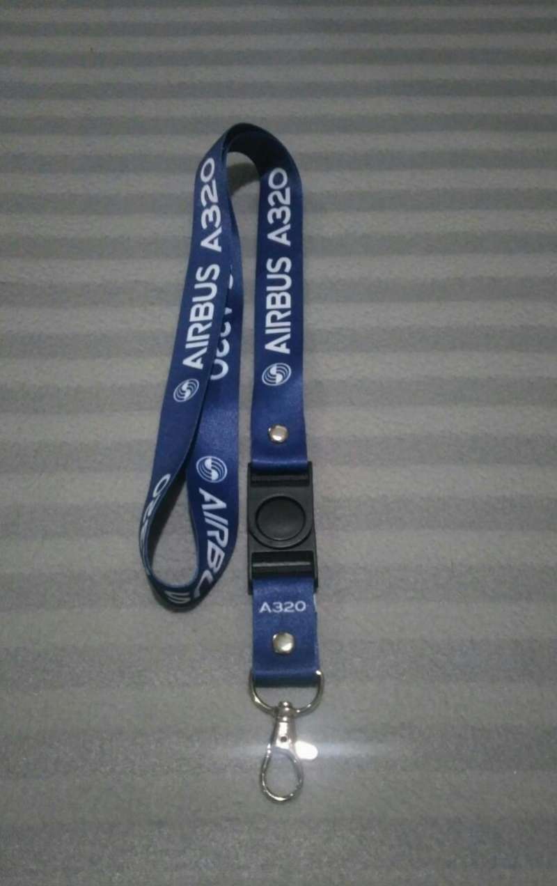 Jual Lanyard Pesawat Maskapai Airbus A320 di Seller SCBD Superstore ...