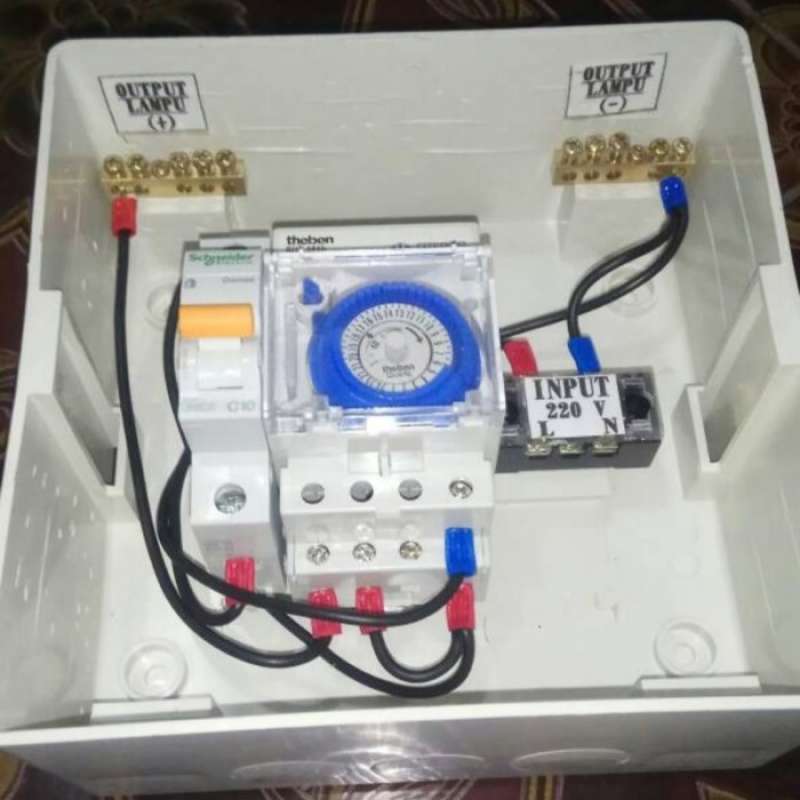Jual Panel Timer Otomatis ( Box Mcb +timer Theben + Mcb 1p 10a ) Di ...