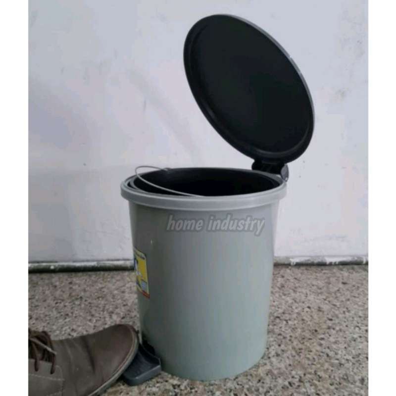 Promo Tempat Sampah Pedal Minimalis / Tempat Sampah Injak/ Tempat Sampah 10l Dengan Pedal ...