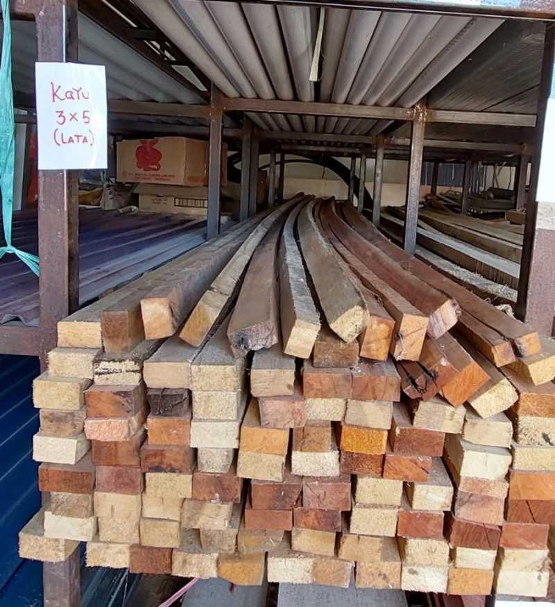 Jual Kayu Lata Kayu Ukuran 3x5 Kayu Atap | Ready Manado Di Seller ...