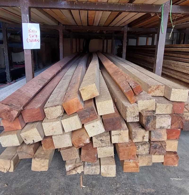 Jual Totara Ukuran 5x7 Kayu 5x7 Balok Kayu 5x7 | Ready Manado Di Seller ...