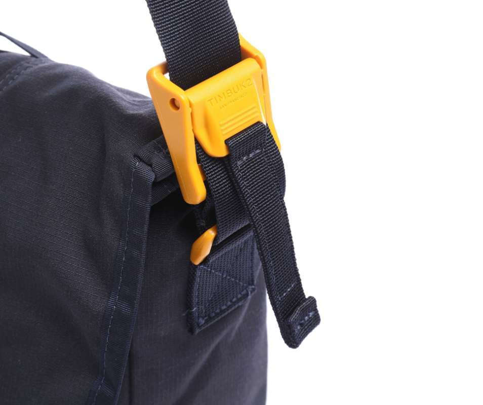 Jual Tas Timbuk2 Flight Classic Messenger Bag Medium Nightfall ...