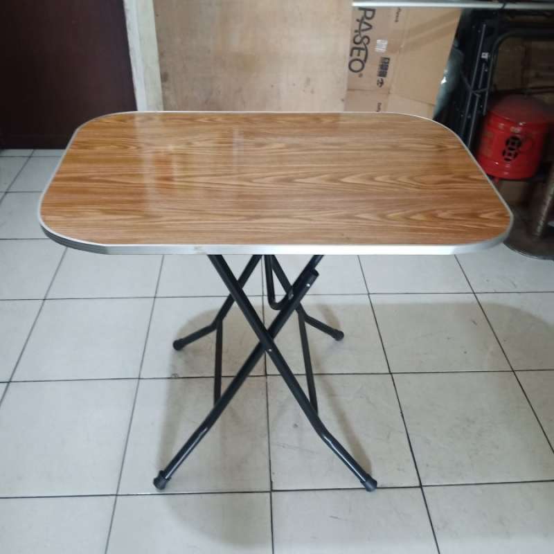 Promo Meja Lipat Kayu kaki besi 61cm x 81cm Diskon 23% di Seller Aizen ...