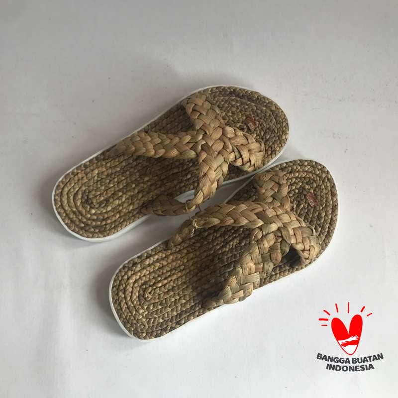 Jual Bengok Slipper Ulir X_Sandal Eceng Gondok di Seller Bengok Craft ...