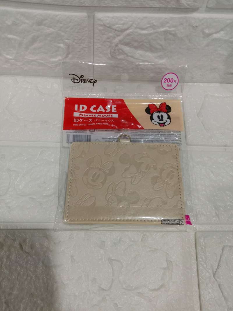 Jual Daiso tempat kartu Id case Minnie mouse universal brown di Seller ...