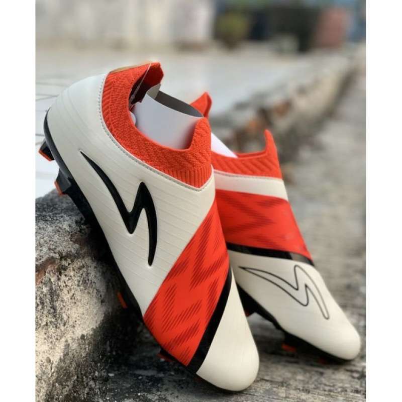 Jual Sepatu Bola Specs Original Specs Ls Omega Sepatu Bola Original Di ...