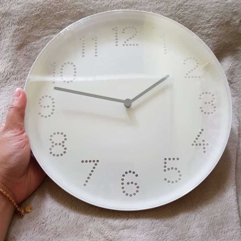 Jual Jam dinding/ jam minimalis warna putih polos kecil tanpa suara ...