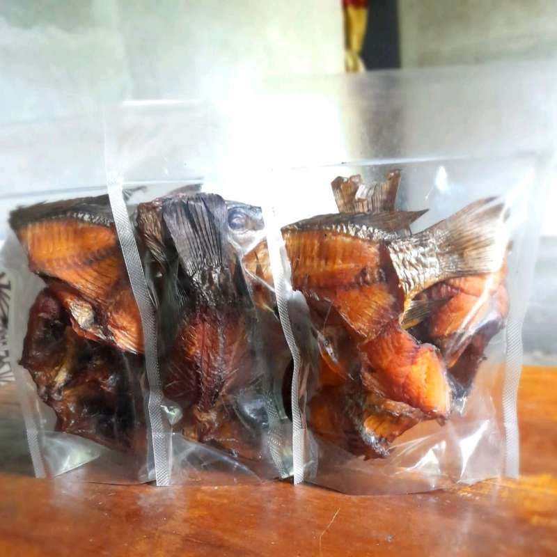 Jual Ikan Nila Salai/asap Di Seller Rumah Ikan - Campang, Kab ...