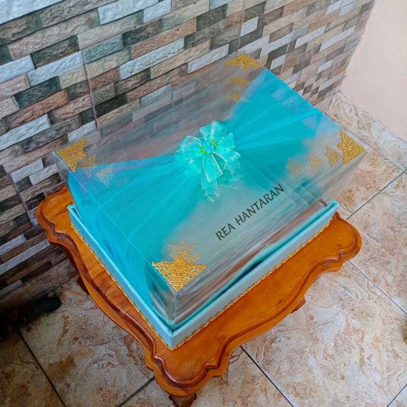 hantaran warna biru moden - EileentaroStephenson