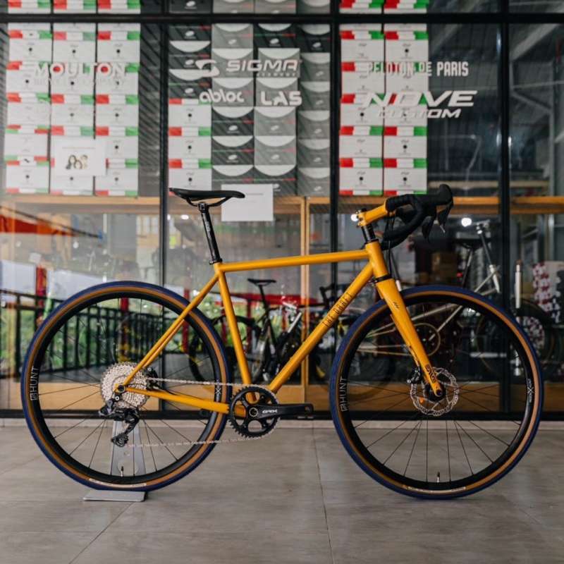 Jual The Draft Comet Eater Gravel Bike - Gold Digger di Seller Spin ...