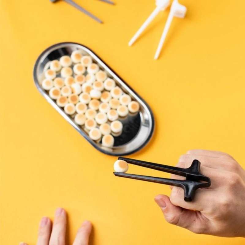 Jual Free Hands Chopsticks Gaming Alat Penjepit Snack Saat Main Games ...