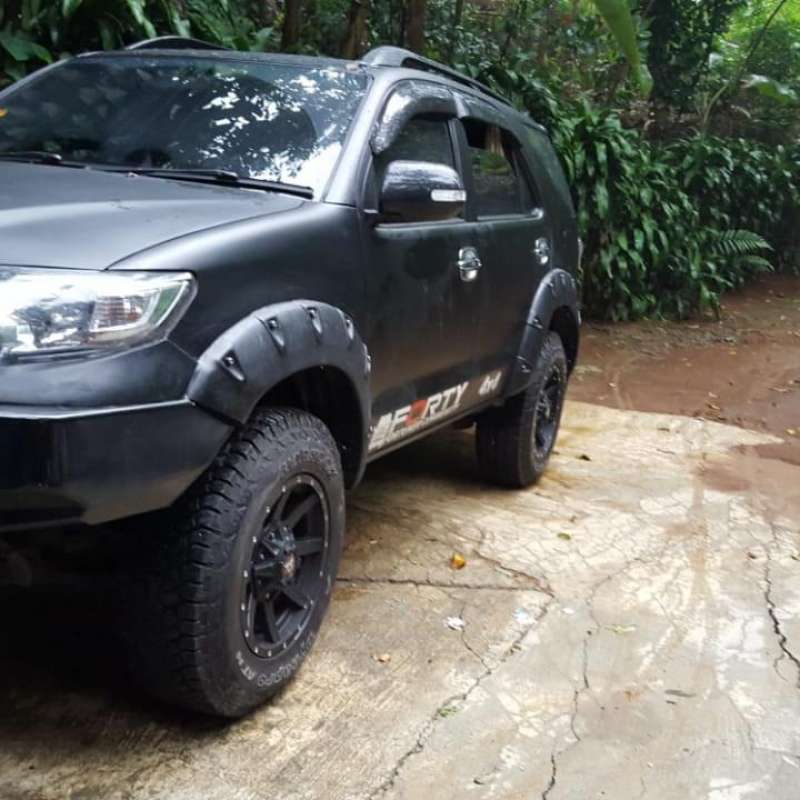 Jual over fender toyota Fortuner Gen1 model monster di Seller Puspita ...