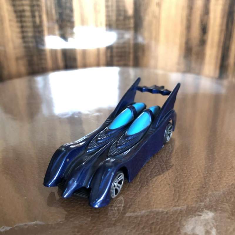 Jual Hotwheels Batman Batmobile Batman Forever Blue (loose) di Seller ...